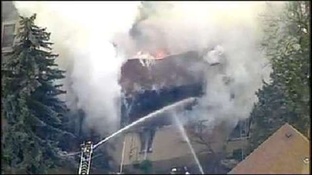 Pittsburgh man escapes raging house fire | WPXI