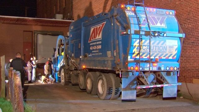 GARBAGE TRUCK FALL: Man falls into garbage truck, loses prosthetic leg ...